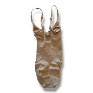 SKIMS | Intimates & Sleepwear | Skims Seamless Sculpt Brief Bodysuit ...